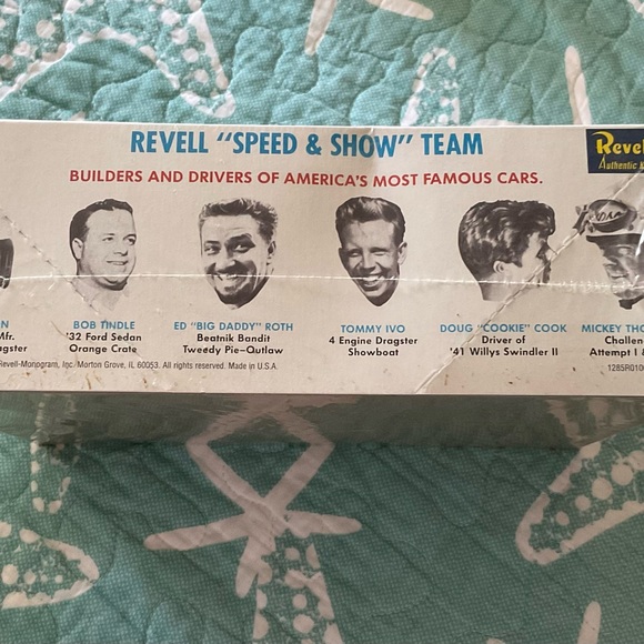 Revell | Toys | Revell H285 125 Scale Tommy Ivos Showboat Four Engine ...